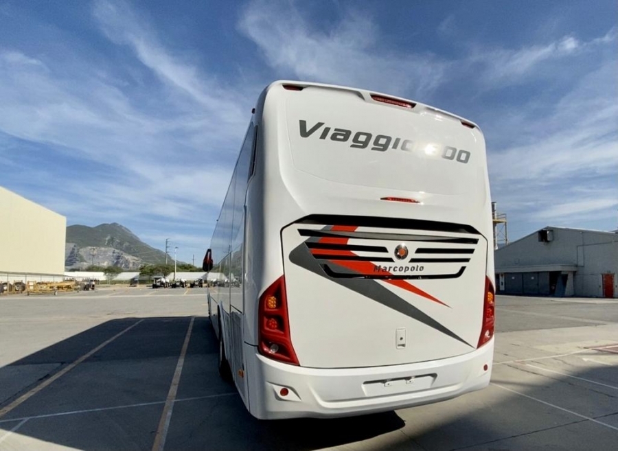 Hotsite - Comienzo - Viaggio 800 - Marcopolo Ônibus